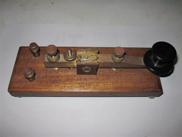 OH6NT telegraph key collection